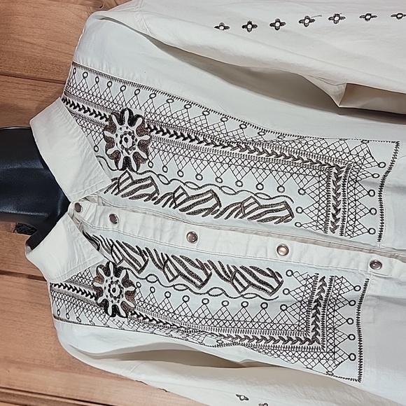 Lucky & Blessed | Tops | Lucky Blessed Embroidered Cotton Tunic Top 2x ...